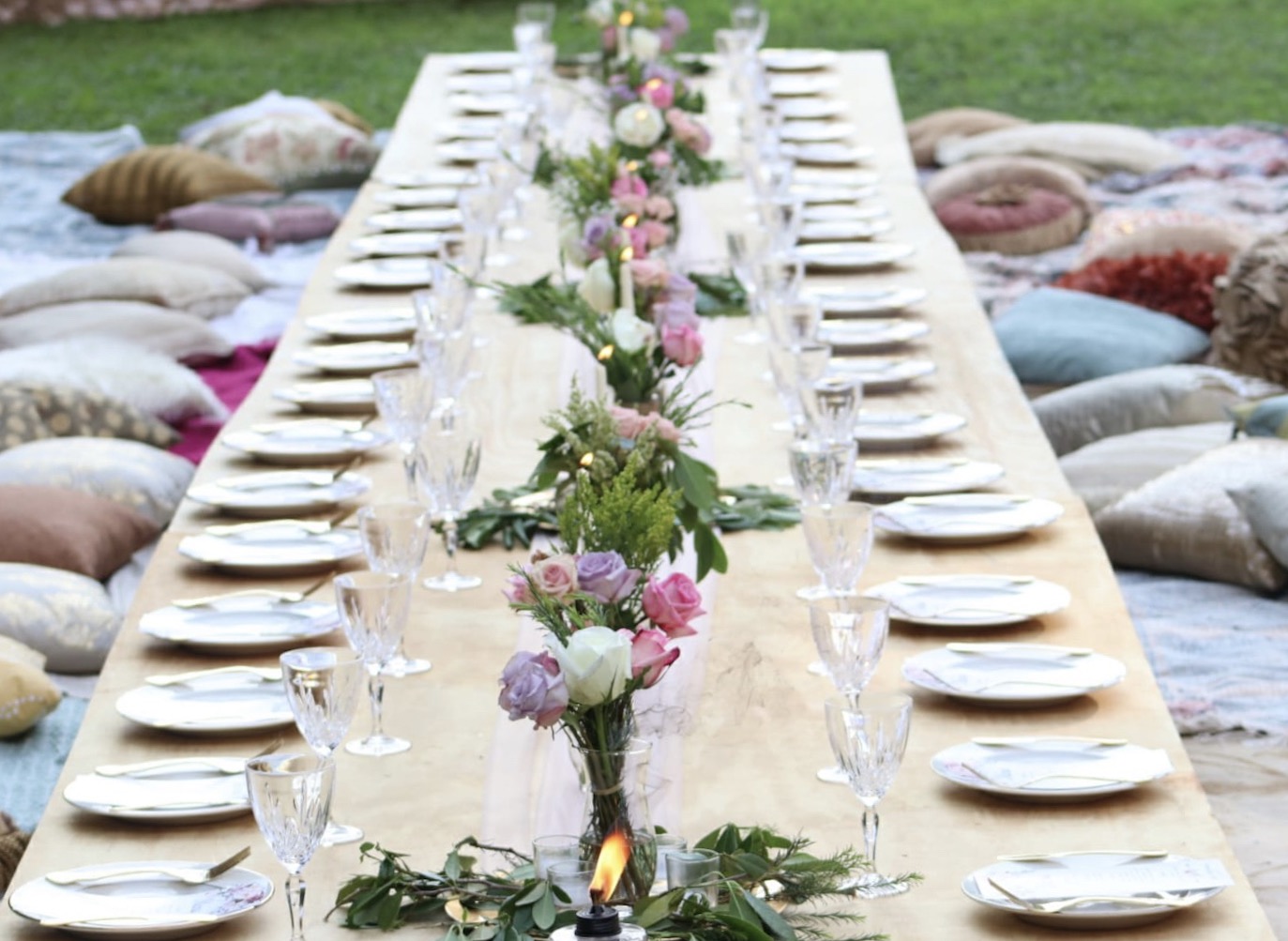 Tips on how to throw a chic backyard bohemian dinner party